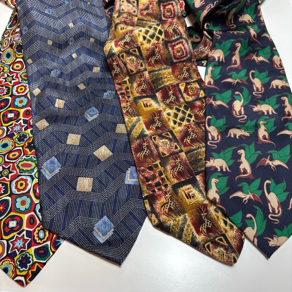 Accessories | Vintage Museum Ties Guggenheim The Met Mfa Boston Museum ...